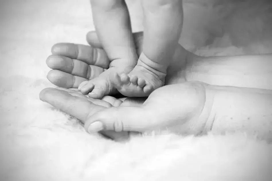 Cuidados com o umbigo do recém-nascido: 8 passos para evitar infecções